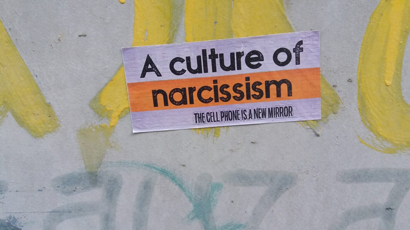 Surviving a Narcissist Neighbor: Tips and Strategies to Minimize ...